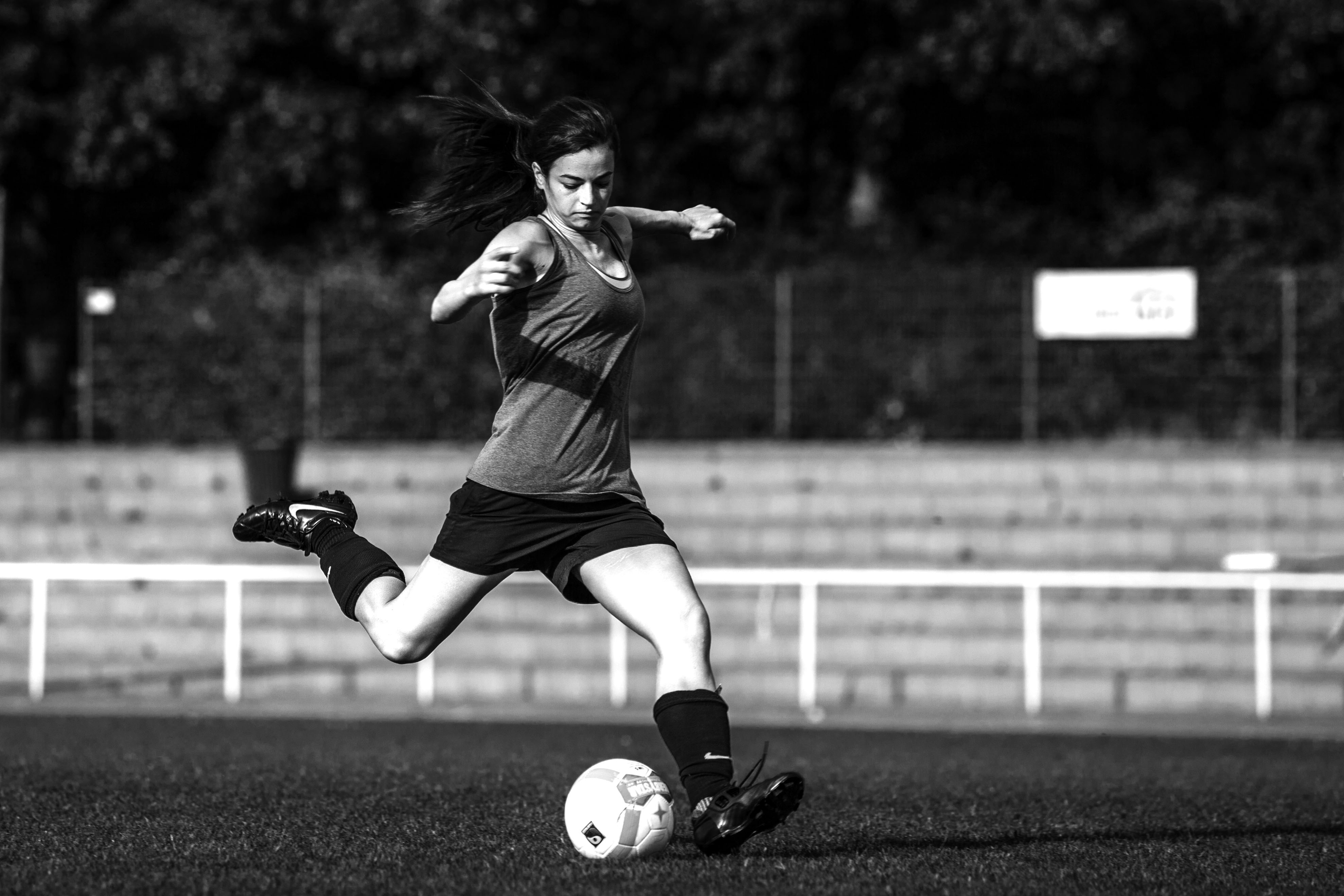 DISCOVER FOOTBALL Frauen-Fußball-Kultur-Festival, Berlin 2013 | Dana ...